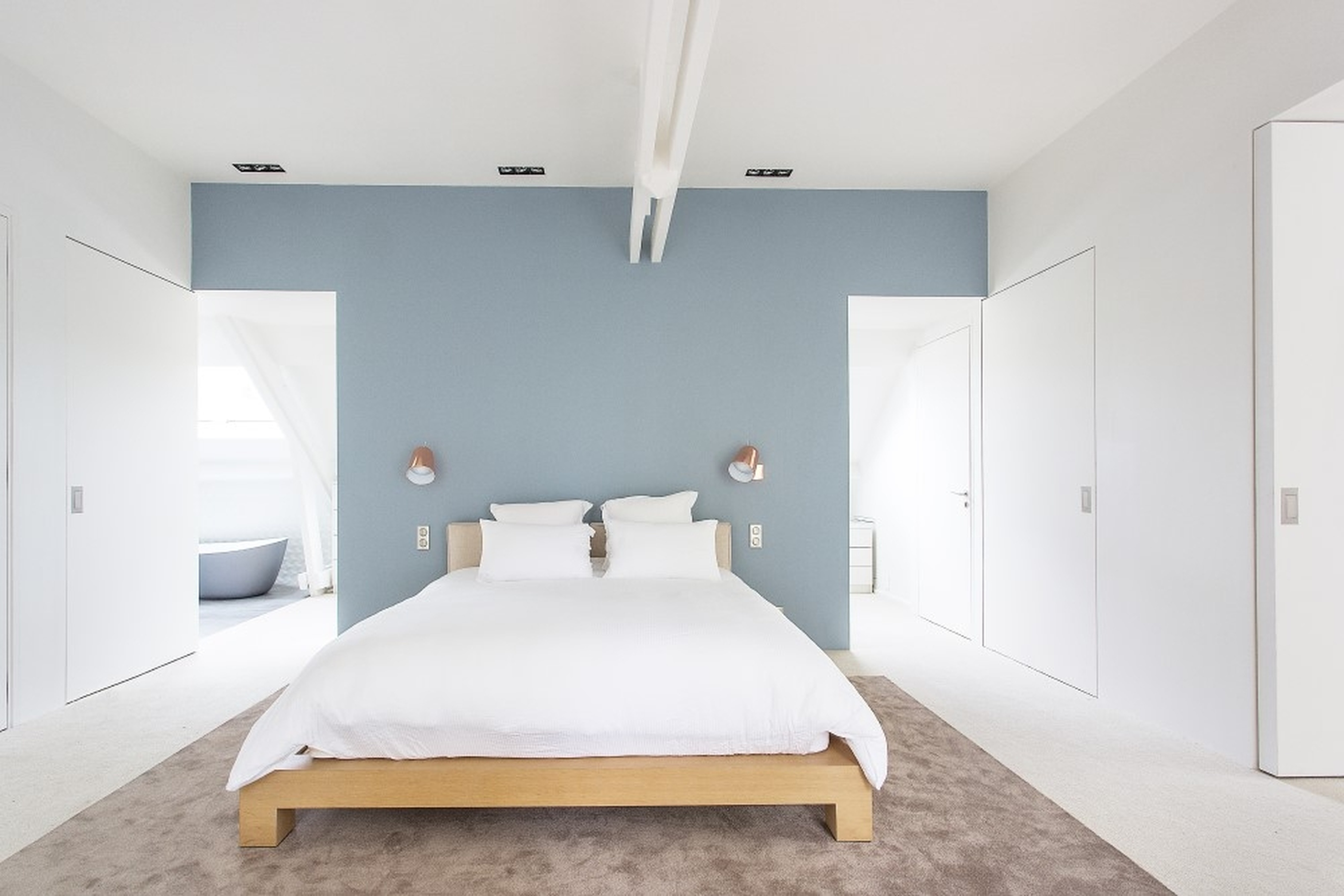 Elezio Design - Création de portes invisibles sur mesure - Paris 7e