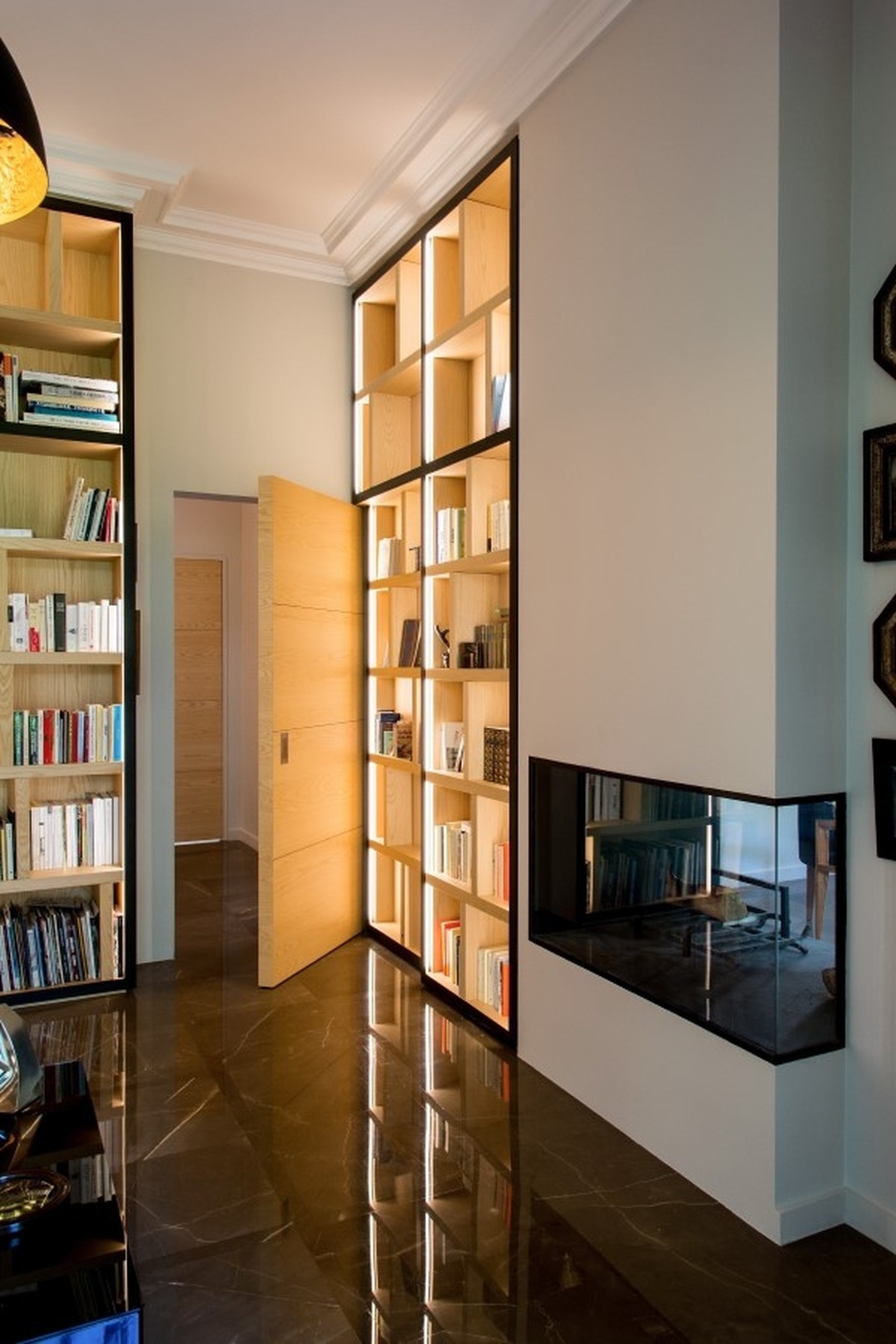 Elezio Design - Création de portes invisibles sur mesure - Paris 7e